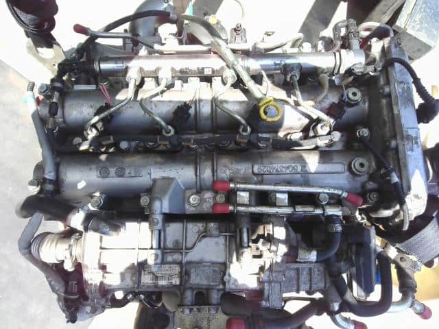 [Used]4P10-T1 Engine Mitsubishi Fuso 2013 TPG-FBA00 - BE FORWARD Auto Parts