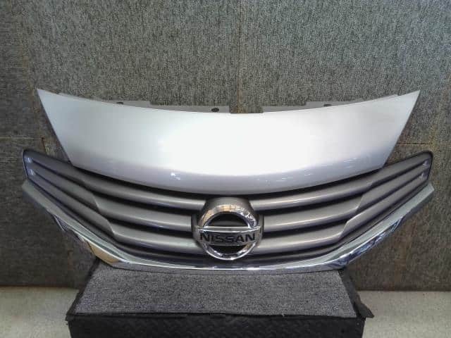[Used]Radiator Grille NISSAN Note 2013 DBA-E12 623103VA0A - BE FORWARD ...