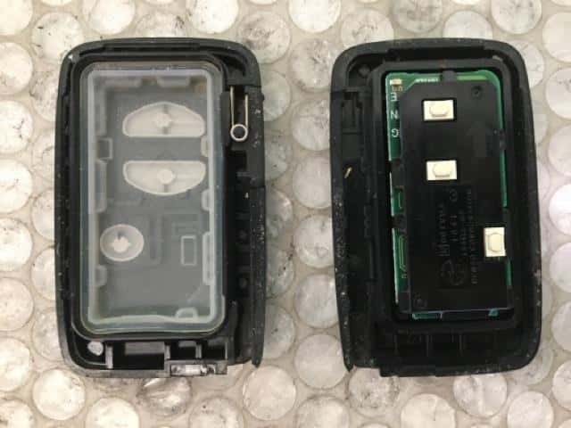 [Used]Keyless Entry Remote Control Key TOYOTA Mark X 2010 DBA-GRX130 ...