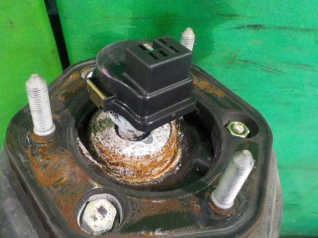 [Used]Front Left Air Suspension TOYOTA Century 2010 DBA-GZG50 ...