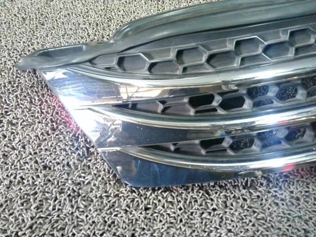 [Used]Radiator Grille TOYOTA Mark X Zio 2009 DBA-ANA10 5311172080 - BE ...