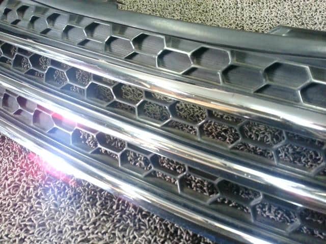 [Used]Radiator Grille TOYOTA Mark X Zio 2009 DBA-ANA10 5311172080 - BE ...