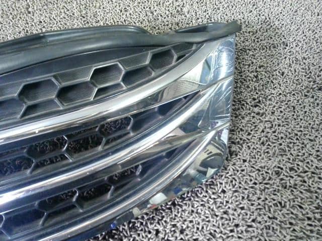 [Used]Radiator Grille TOYOTA Mark X Zio 2009 DBA-ANA10 5311172080 - BE ...