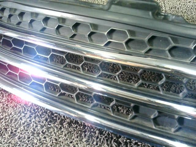 [Used]Radiator Grille TOYOTA Mark X Zio 2009 DBA-ANA10 5311172080 - BE ...