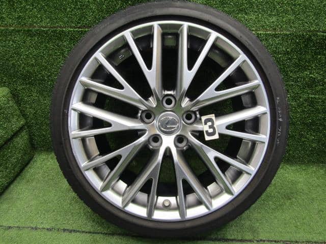 [Used]Tire/Wheel Assembly TOYOTA Lexus is 2014 DAA-AVE30 4261A53291 ...