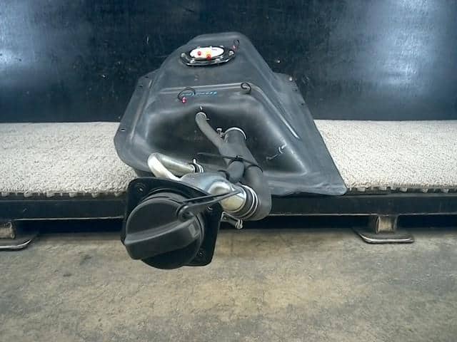 [Used]Fuel Tank SUZUKI Jimny 2015 ABA-JB23W 8910181AD3 - BE FORWARD ...