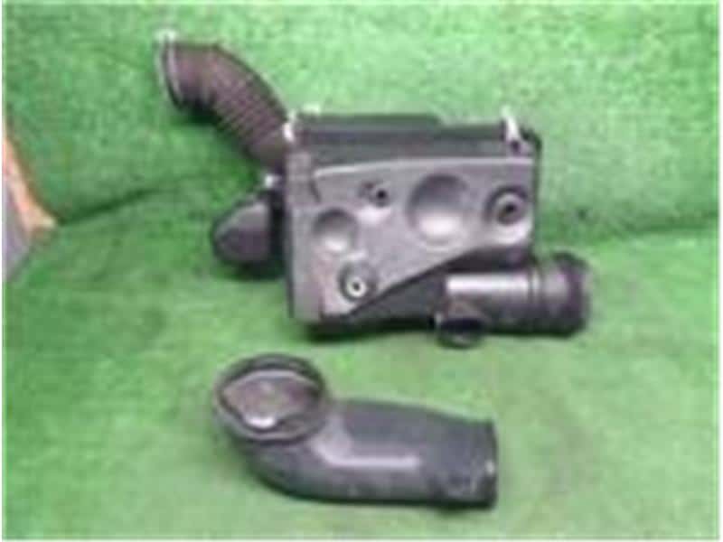 [Used]Air Cleaner Assembly TOYOTA Hilux Surf 2004 LA-RZN215W 1770075400 ...