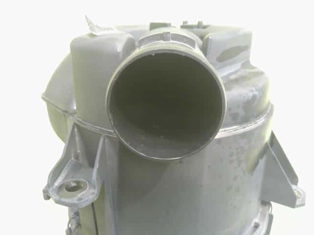 [Used]Air Cleaner Assembly MAZDA Titan 2000 KK-WH6HH YJ3413320E - BE ...