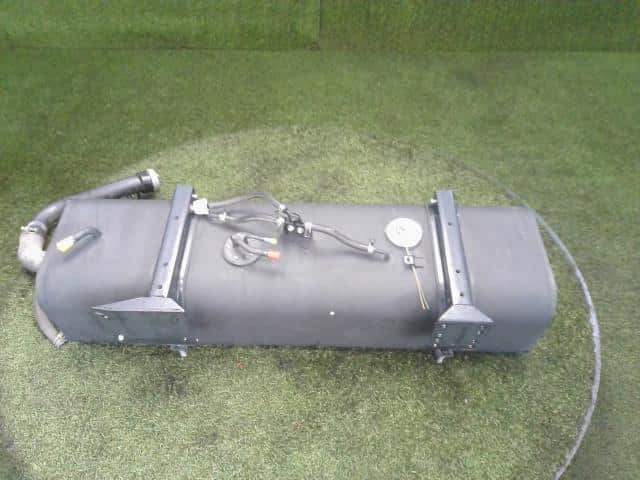 [Used]Fuel Tank TOYOTA Dyna 2011 BDG-XZU508 7700137292 - BE FORWARD ...