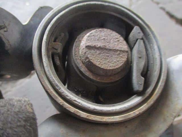 [Used]Front Right Lower Control Arm HONDA Stream 2007 DBA-RN6 - BE ...