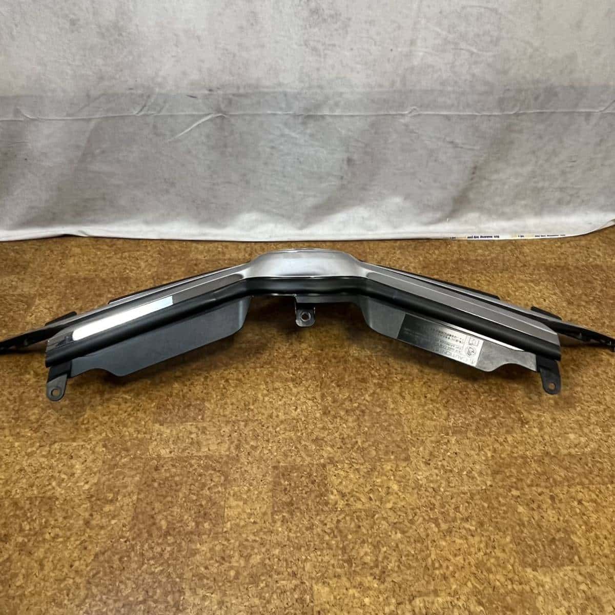 [Used]Radiator Grille Toyota Auris hybrid 53100-12481 - BE FORWARD Auto ...