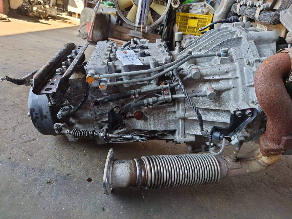 [Used]Transmission Duo Nic Automatic AT 2WD ME539426 Mitsubishi Canter ...