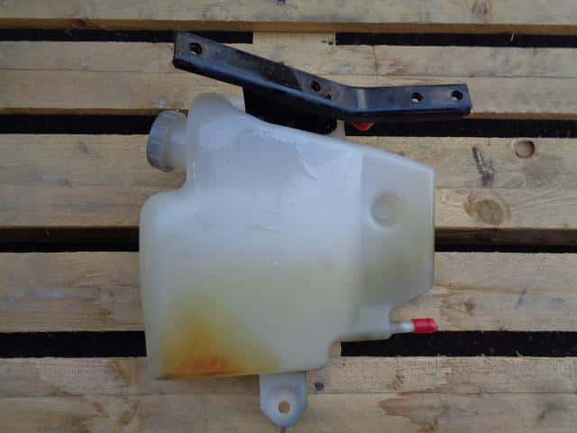 [Used]Coolant Tank Mitsubishi Fuso 2008 PA-FB70BB ME402056 - BE FORWARD ...