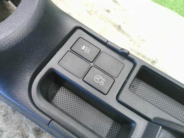 [Used]Console Box TOYOTA Vitz 2015 DBA-NSP130 5891052260C0 - BE FORWARD ...