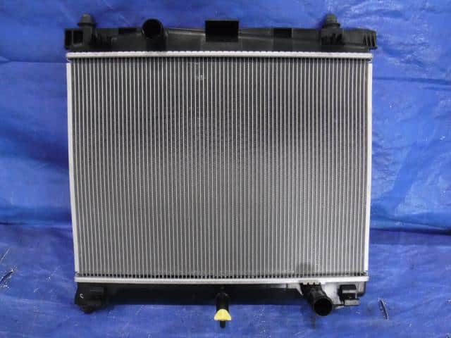 [Used]Radiator TOYOTA Corolla Axio 2022 3BA-NZE164 1640021381 - BE ...