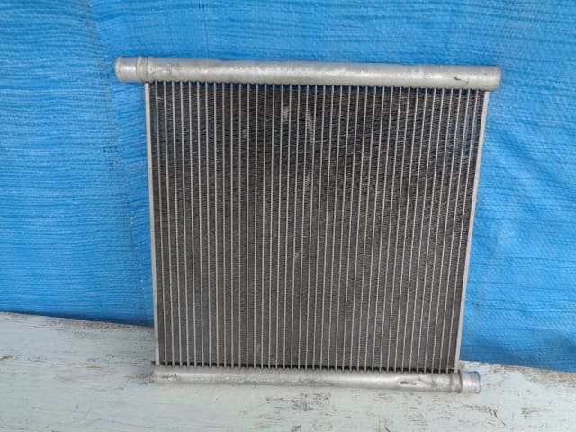 [Used]BA575 smart W451 radiator A4515010001 - BE FORWARD Auto Parts