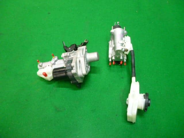 [Used]Brake Master Cylinder HONDA Fit 2014 DAA-GP5 57306T5C000 ...