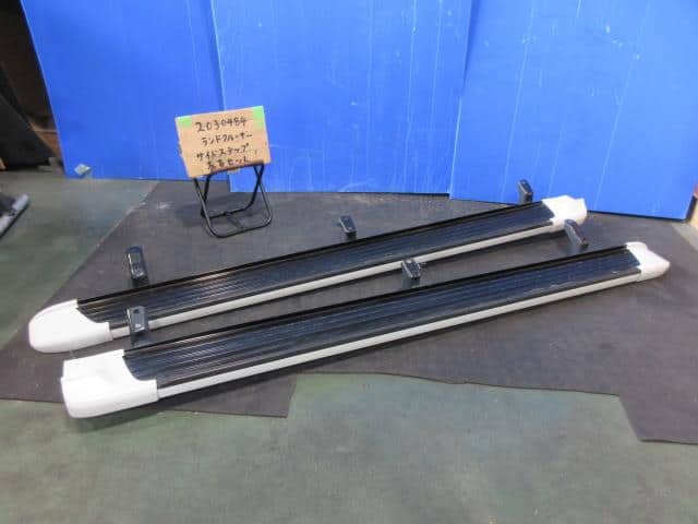[Used]Right Side Step TOYOTA Landcruiser 2010 CBA-URJ202W 5178160261 ...