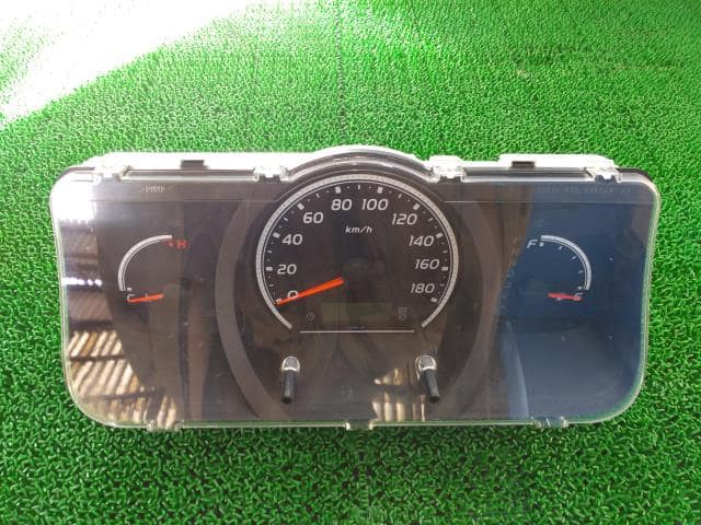 [Used]Speedometer TOYOTA Hiace 2011 CBF-TRH226S - BE FORWARD Auto Parts
