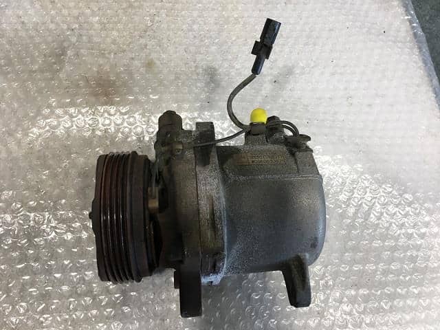 [Used]A/C Compressor SUZUKI Every 2008 EBD-DA64V - BE FORWARD Auto Parts