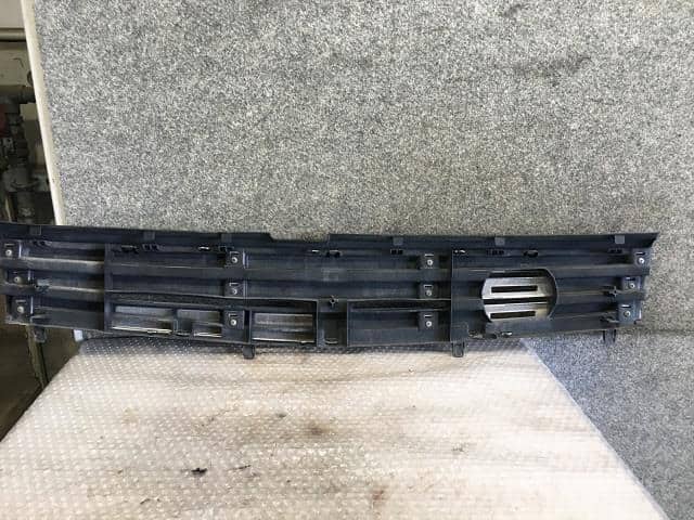 [Used]Radiator Grille SUZUKI Every 2012 ABA-DA64W 7172268HF0 - BE ...