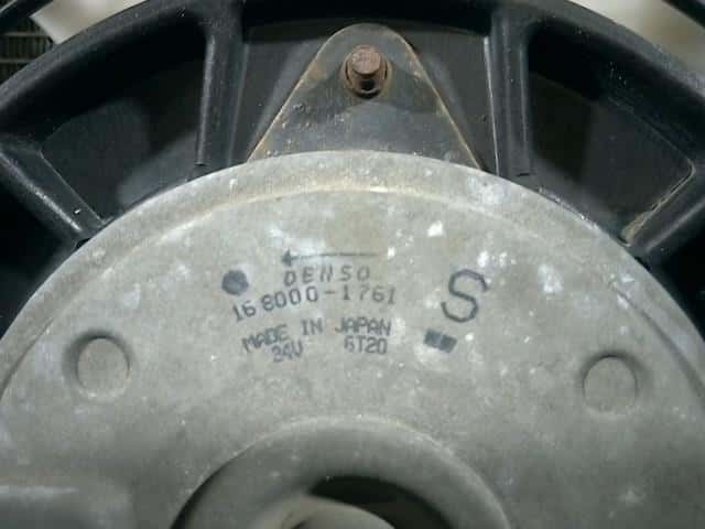 [Used]Condenser ISUZU 2016 TPG-NKR85AN 8980418840 - BE FORWARD Auto Parts