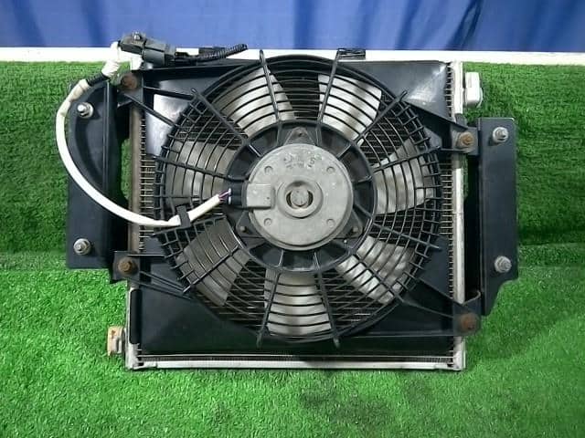 [Used]Condenser ISUZU 2016 TPG-NKR85AN 8980418840 - BE FORWARD Auto Parts