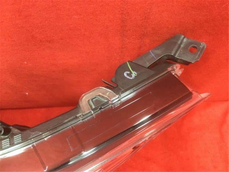 [Used]Right Headlight TOYOTA Prius 2018 DAA-ZVW50 8114547691 - BE ...