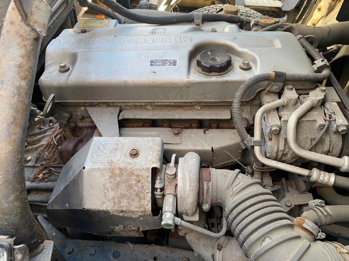 [Used]The FE72BE H.19 age Canter PA-4M42 Engine ③ Z 231013 pivot lower ...