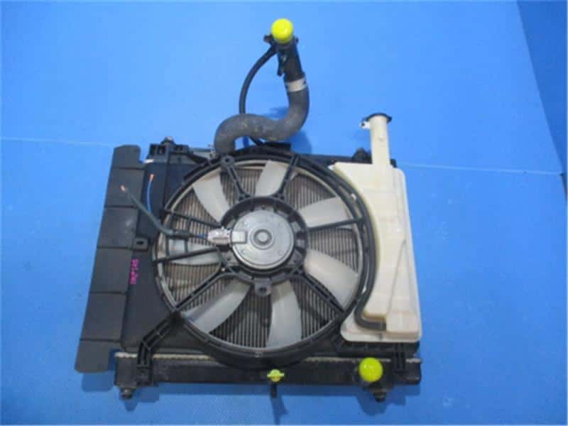 [Used]Radiator TOYOTA Ractis 2013 DBA-NCP125 1640021381 - BE FORWARD ...