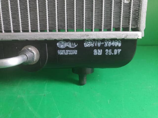 [Used] Radiator HYUNDAI Santafe 2003 25310 26480 - BE FORWARD Auto Parts