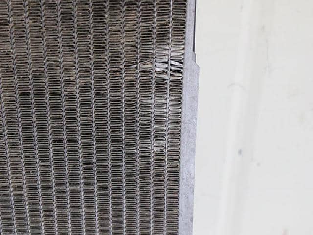 [Used] Radiator Renault Samsung 2009 22410-31710 - BE FORWARD Auto Parts