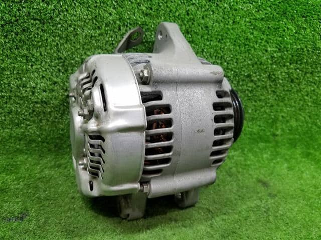 [Used]Alternator TOYOTA Sienta 2007 DBA-NCP81G 2706021130 - BE FORWARD ...