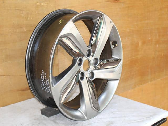 [Used]Wheel HYUNDAI Veloster 2012 52910-2V350 - BE FORWARD Auto Parts