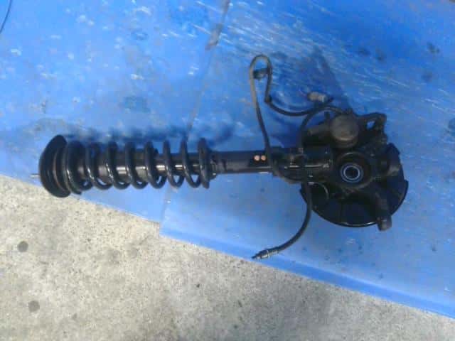 [Used]Front Right Strut Assembly TOYOTA Liteace 2018 DBF-S412M - BE ...