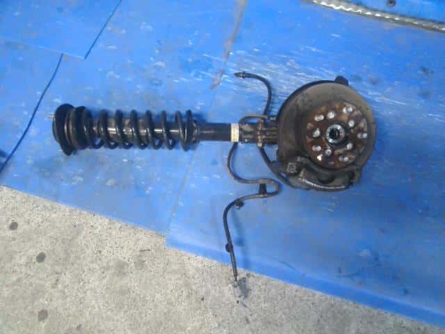 [Used]Front Right Strut Assembly TOYOTA Liteace 2018 DBF-S412M - BE ...