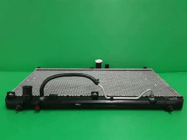 [Used]Radiator HYUNDAI Santafe 2004 25310 26480 - BE FORWARD Auto Parts