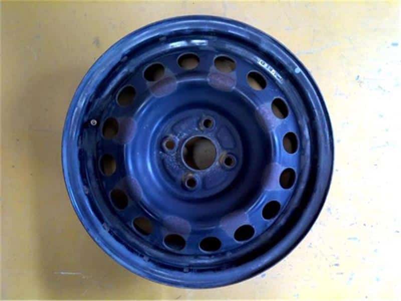 [Used]Wheel TOYOTA Aqua 2013 DAA-NHP10 4261152770 - BE FORWARD Auto Parts