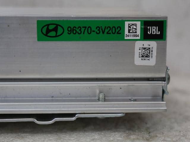 [Used]Audio Amplifier HYUNDAI Azera HG 2014 96370-3V202 - BE FORWARD ...