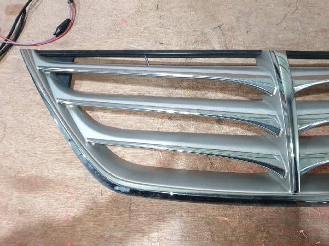 [Used]Radiator Grille HYUNDAI Genesis 2009 86351-3M110 - BE FORWARD ...
