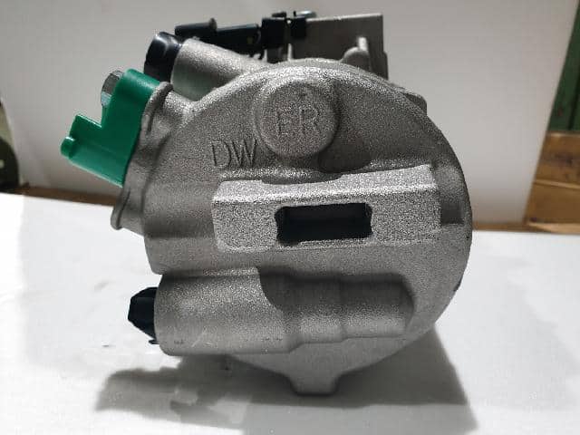 [Used]A/C Compressor HYUNDAI Tucson 97701-D3000 - BE FORWARD Auto Parts