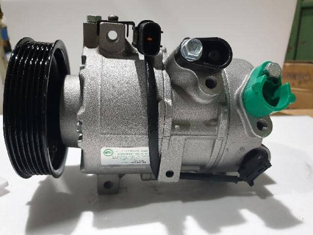[Used]A/C Compressor HYUNDAI Tucson 97701-D3000 - BE FORWARD Auto Parts
