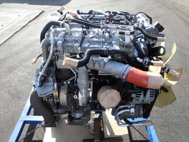 [Used]4P10 Engine Mitsubishi Fuso 2011 SKG-FBA20 - BE FORWARD Auto Parts