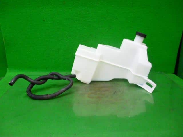 [Used]Coolant Tank NISSAN X-Trail 2016 DBA-NT32 217114BB0B - BE FORWARD ...