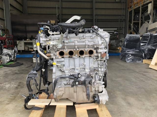[Used]3ZR-FAE Engine TOYOTA Voxy 2014 DBA-ZRR80G 1900037680 - BE ...