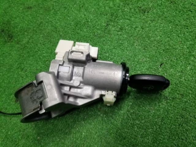 [Used]Keyless Entry Remote Control Key TOYOTA Probox 2022 5BE-NCP160V ...