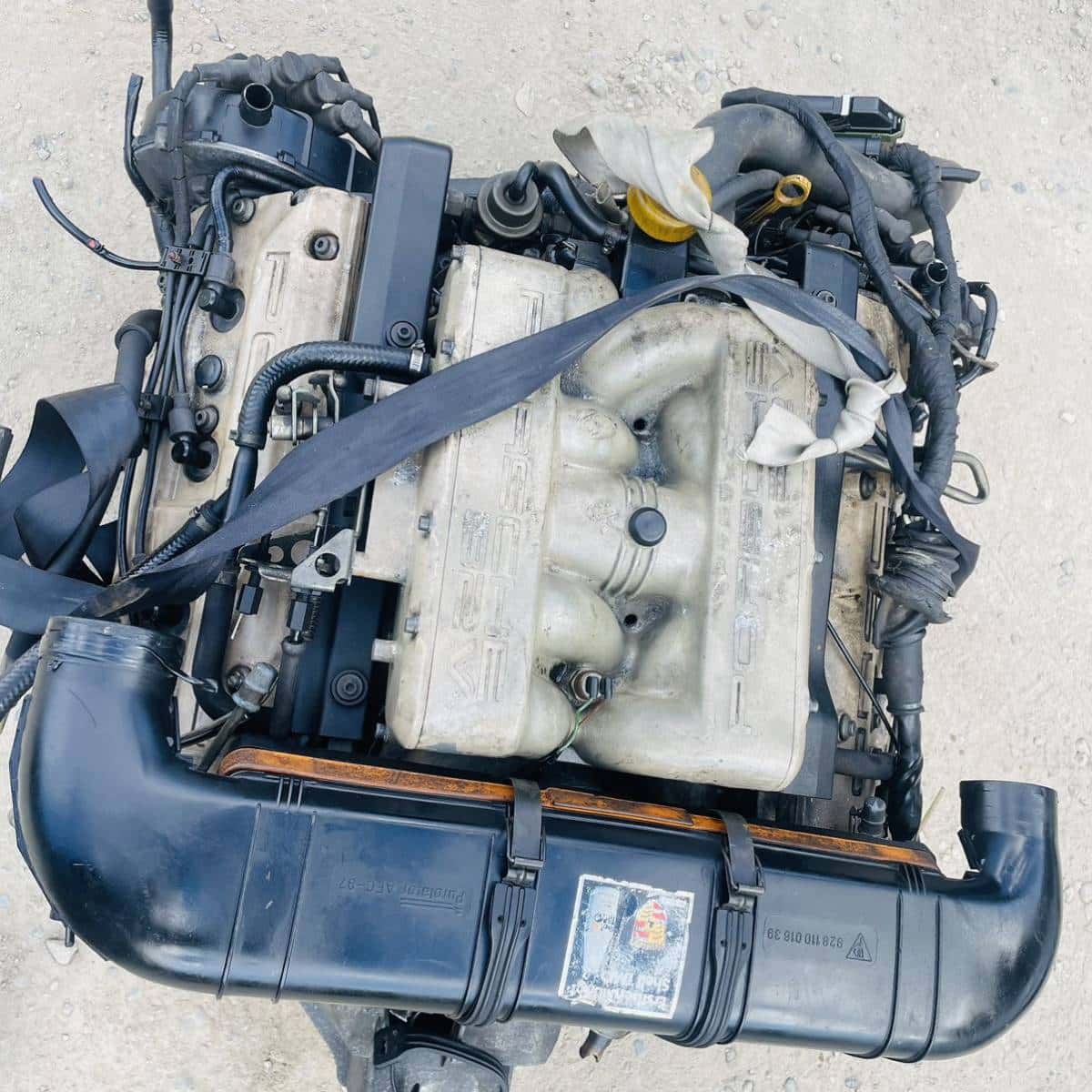 [Used]Porsche PORSCHE [ 928 ] Genuine Engine 32V Genuine Engine Engine ...