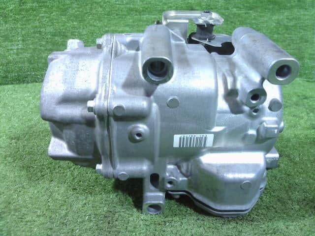 [Used]A/C Compressor TOYOTA Corolla Axio 2013 DAA-NKE165 8837012010 ...