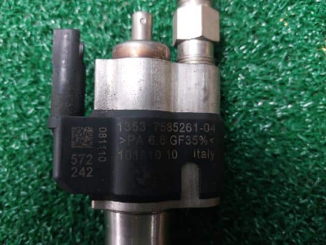 [Used]Fuel Injector BMW 2012 1353 7585261-04 - BE FORWARD Auto Parts