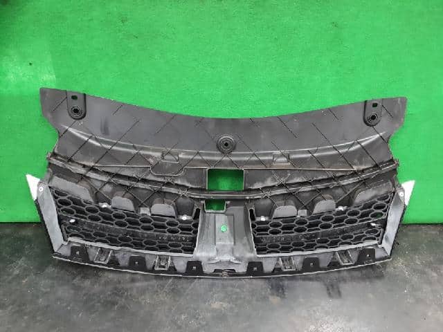 [Used]Radiator Grille Renault Samsung SM5 2012 - BE FORWARD Auto Parts